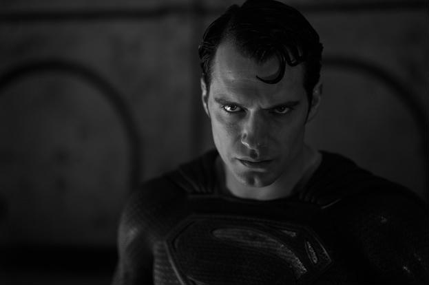 New look at Batfleck (BvS) shared by Zack Snyder, in clean version : r ...